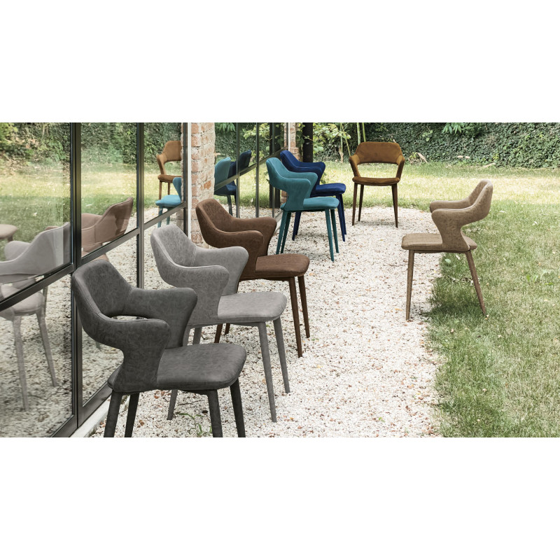 Chaise ST 2005 | Un intérieur élégant et contemporain
