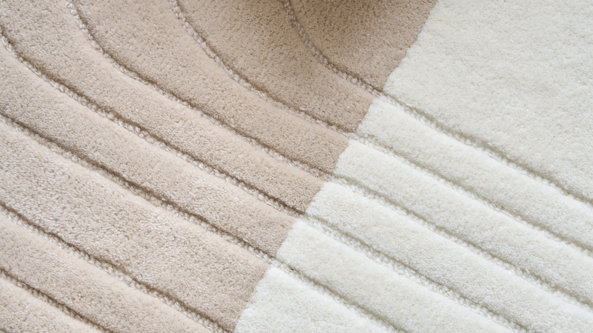 Tapis SAFFRON WAVES| 100% laine de Nouvelle-Zélande